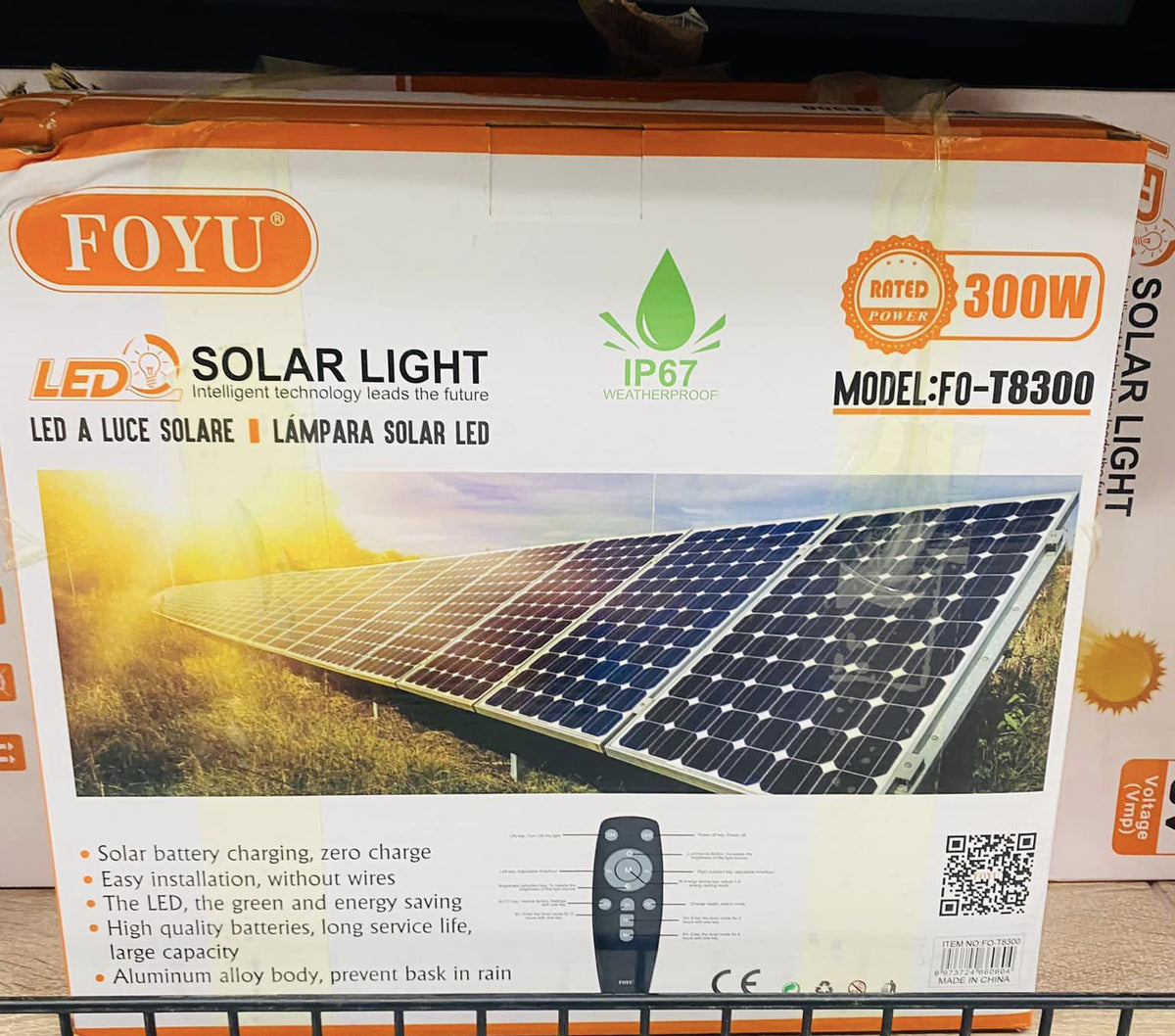 LED Solar Light / F0-T8300 — Besco Hyper