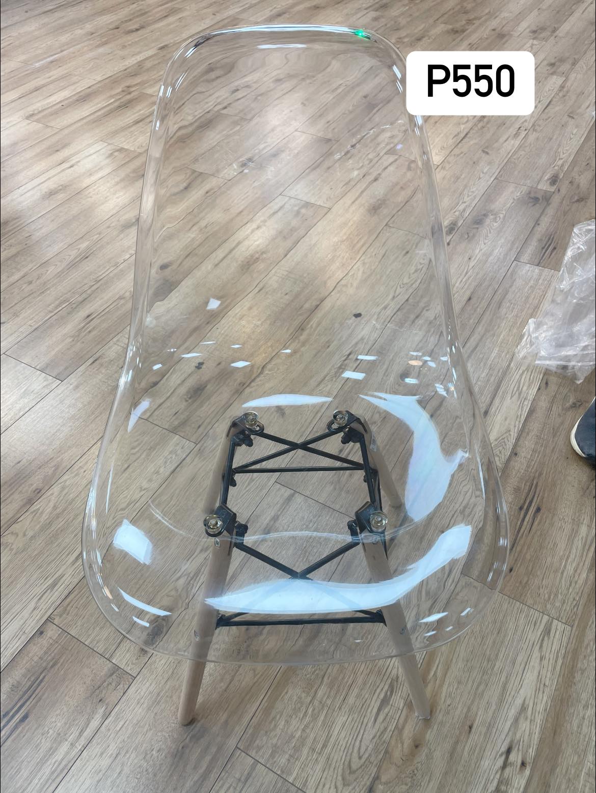 Clear Chair — Besco Hyper