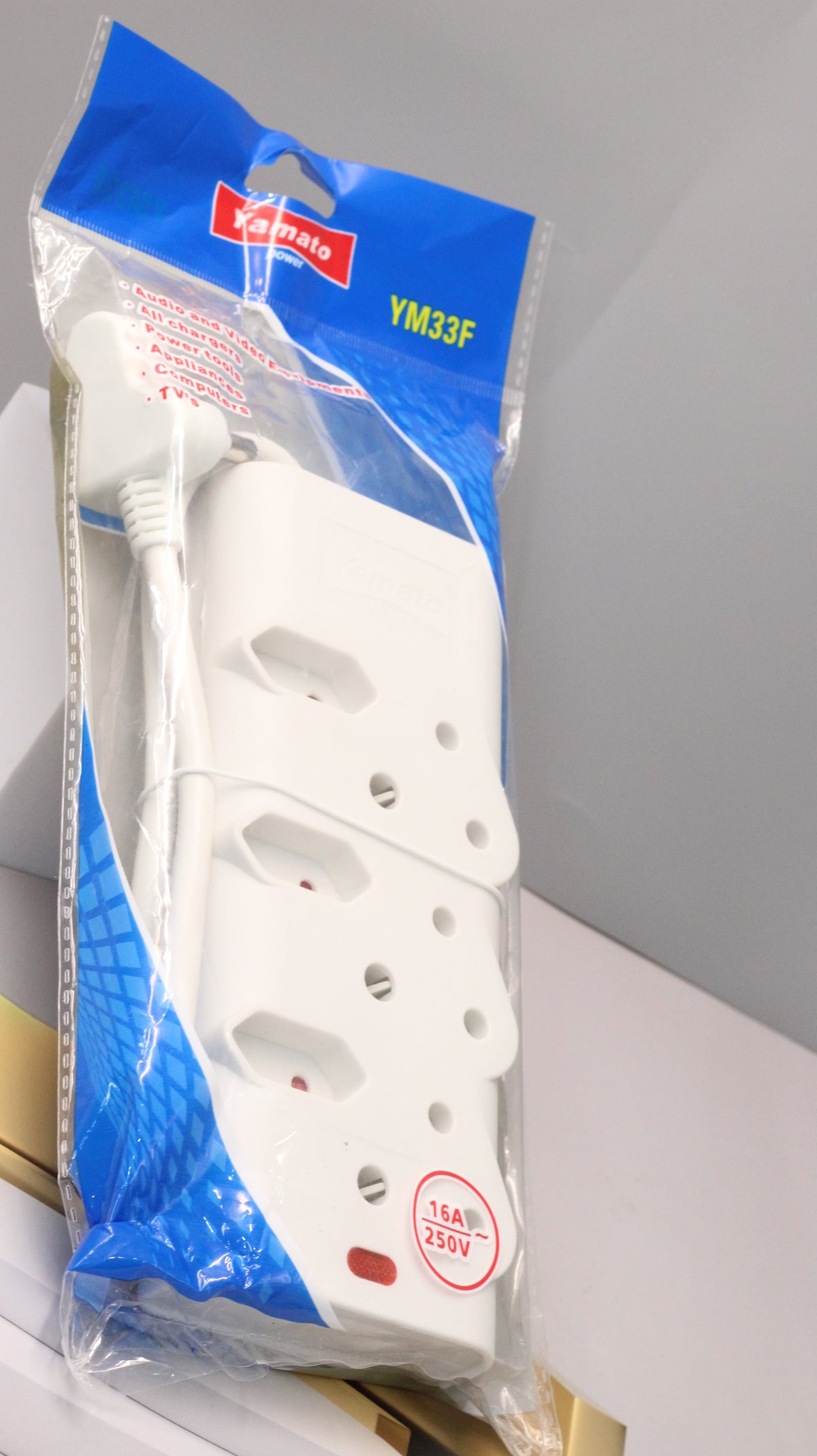 Socket / YM33F — Besco Hyper