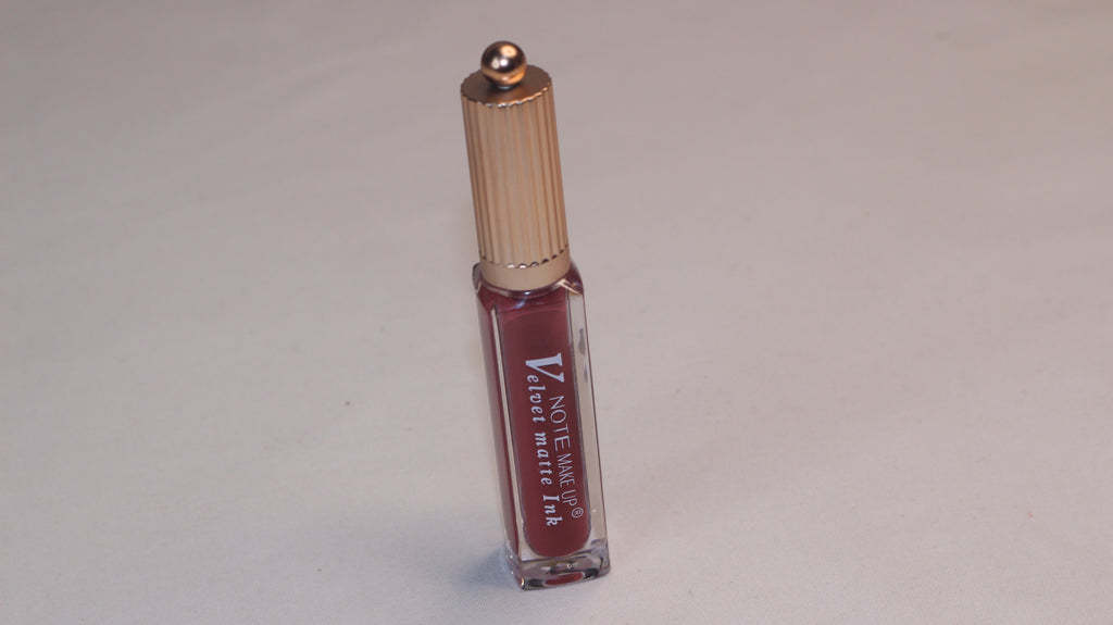 Lipsticks and Lip Ointments — Besco Hyper