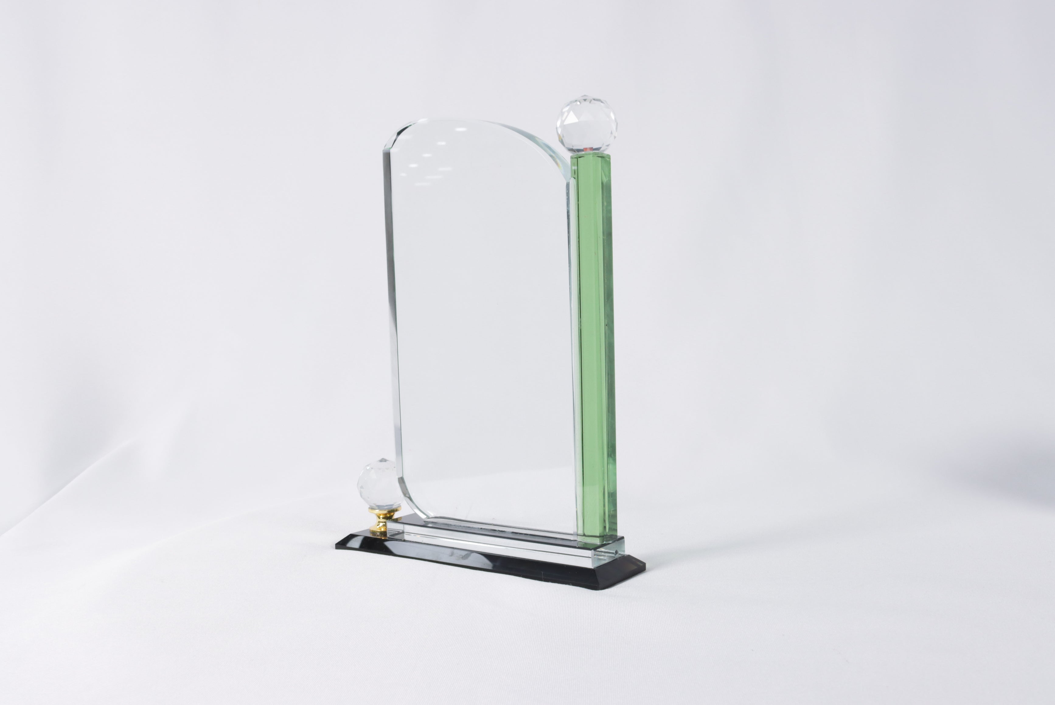 Glass Trophy / TD3047/ 16210013 — Besco Hyper